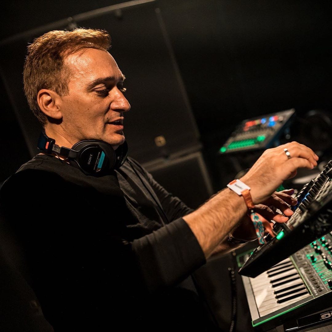 [Exclusive] Paul van Dyk's 5 Essential Tips for DJs on Tour