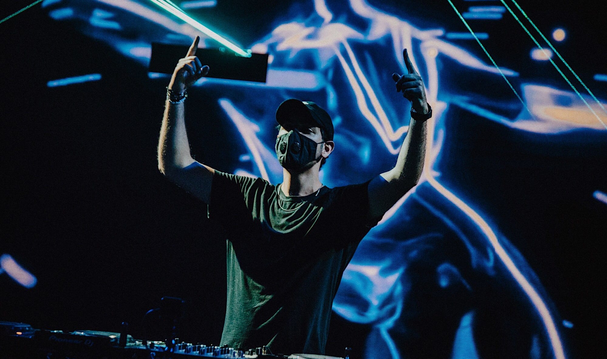 Jason Ross Unveils New Single “Wild Ones” Off Forthcoming EP